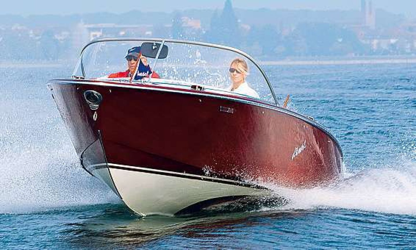 Boesch 620 Acapulco de Luxe EP - Skipper Bootshandel
