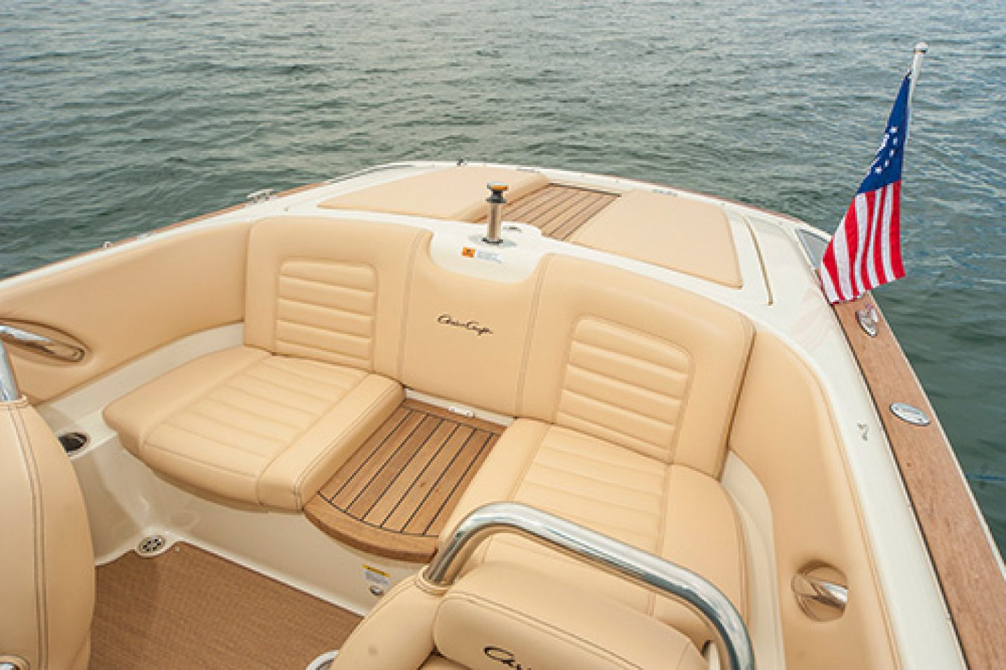 Chris Craft Launch 22 - Skipper Bootshandel