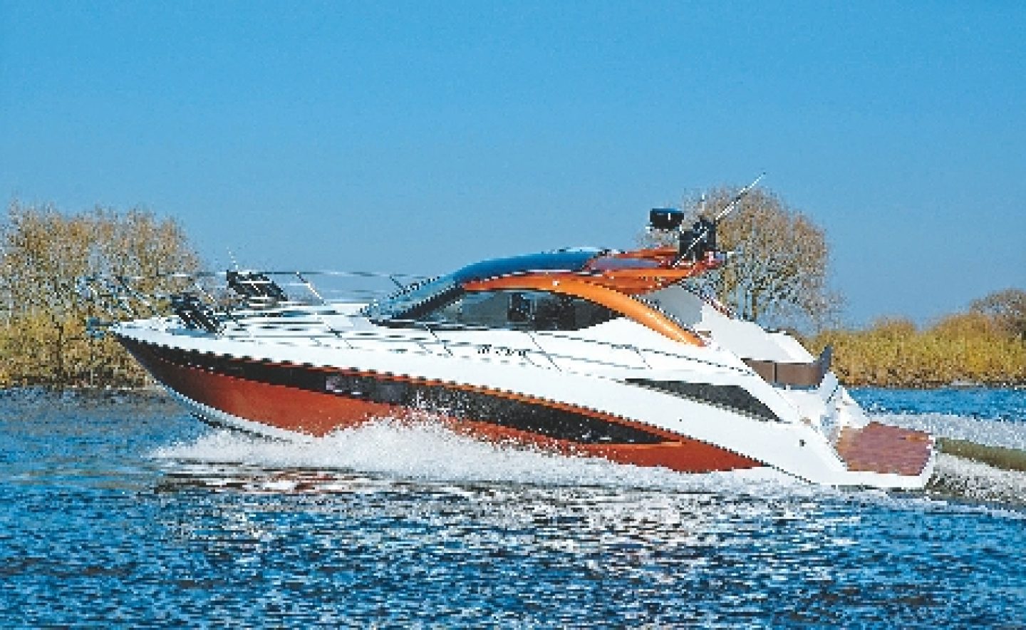 Galeon 385 HTS - Skipper Bootshandel