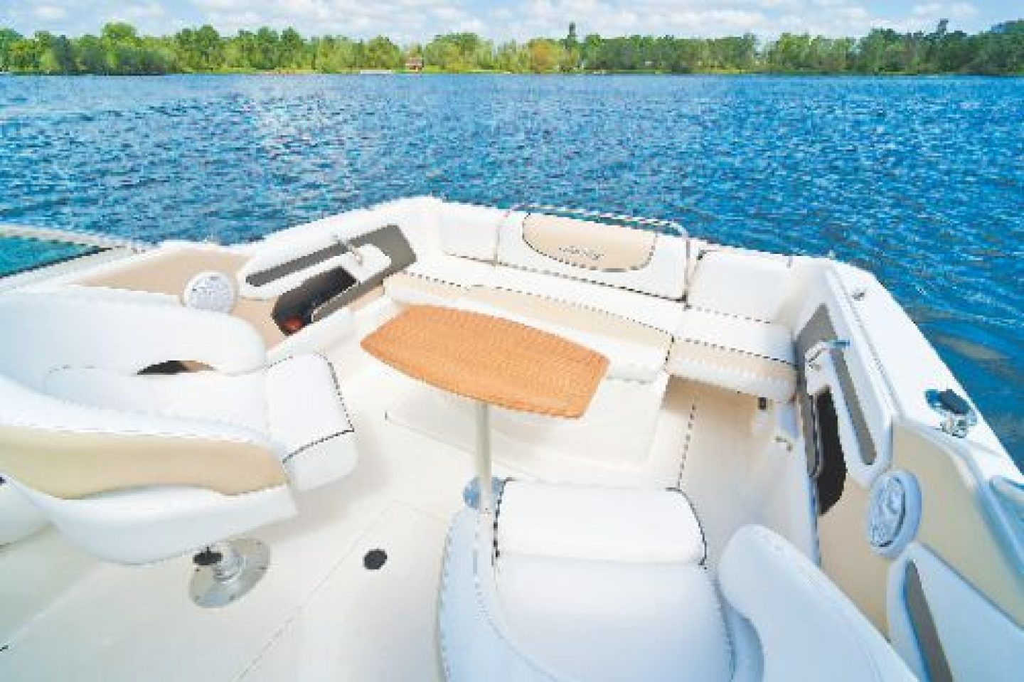 Sea Ray 235 Weekender - Skipper Bootshandel