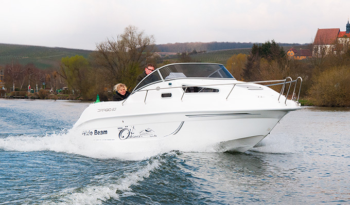 Drago 601 Wide Beam - Skipper Bootshandel