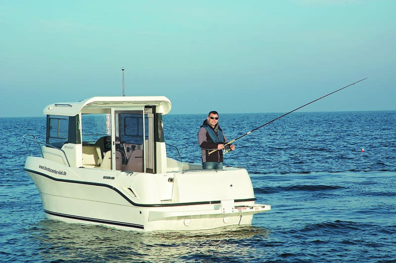 QUICKSILVER CAPTUR 690 ARVOR - Skipper Bootshandel