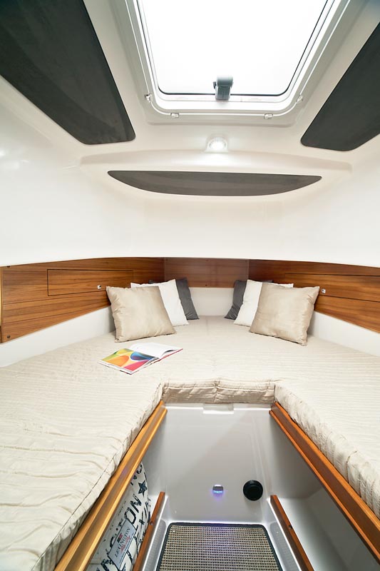 SARGO 31 Explorer - Skipper Bootshandel