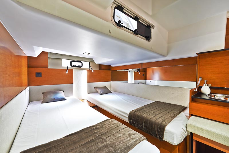Jeanneau Leader 40 - Skipper Bootshandel