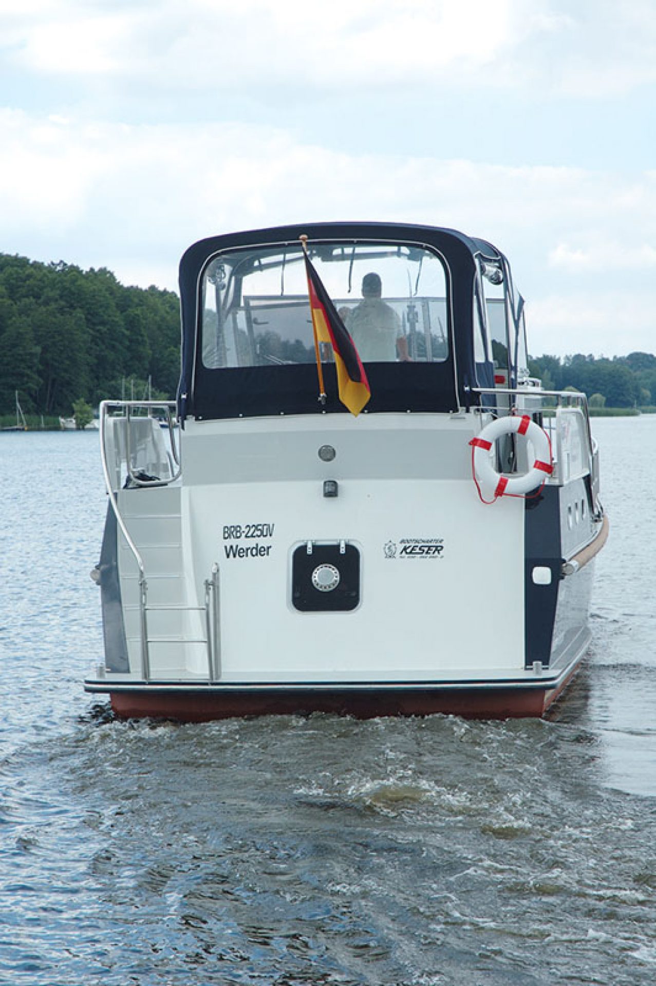 Seepferdchen 31 - Keser-Hollandia 40 Classic - Skipper Bootshandel