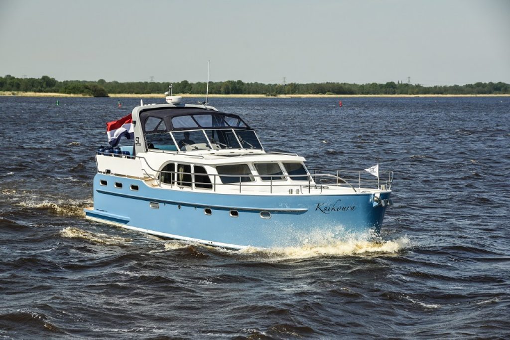 Test: Super Lauwersmeer Discovery 45 AC: - Skipper Bootshandel