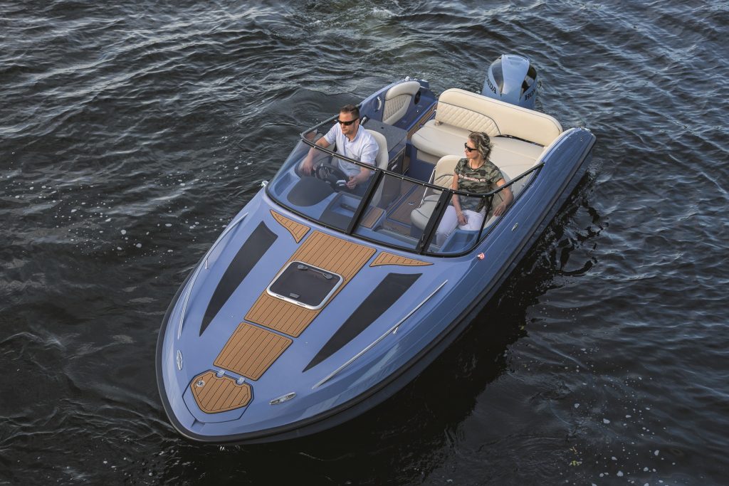 Test: B1 St. Tropez 6 - Skipper Bootshandel