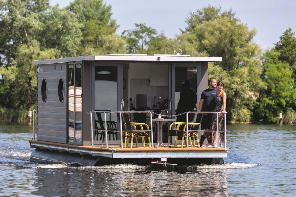 Charterboottest: La Mare Apartboat Mini - SKIPPER Bootshandel