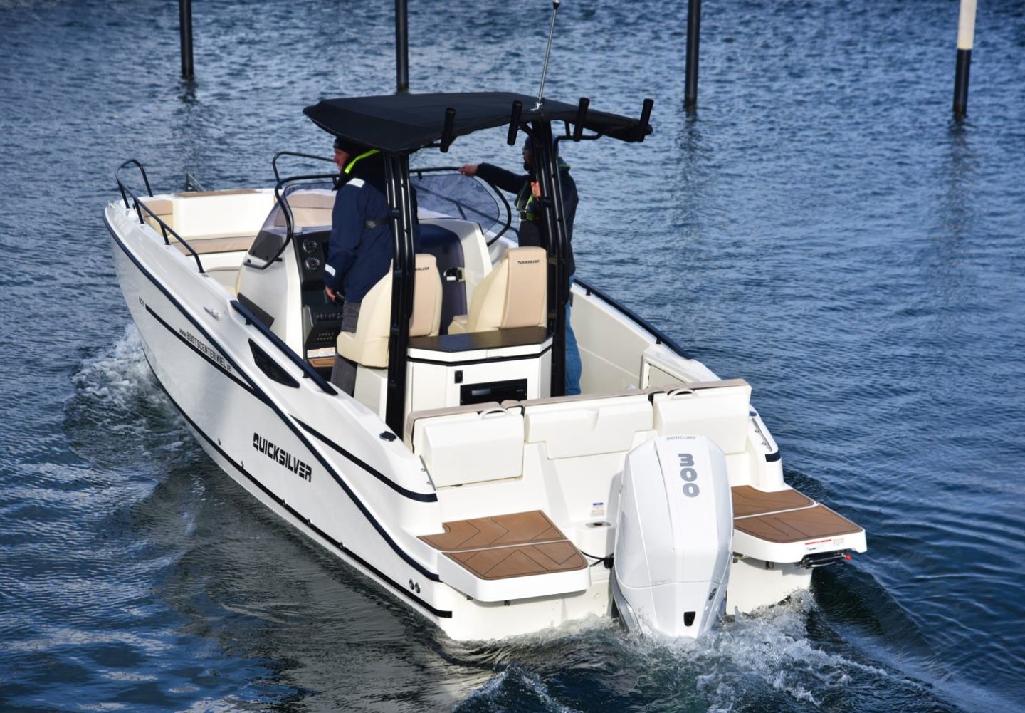 Test: QUICKSILVER ACTIV 805 OPEN - Skipper Bootshandel